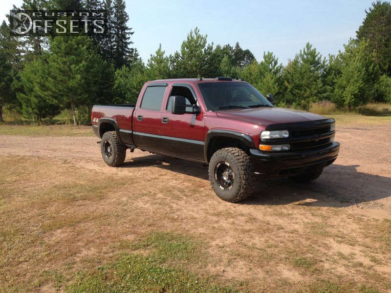 2001 Chevrolet Silverado 1500 HD with 16x9 -12 Moto Metal MO951 and 285 ...