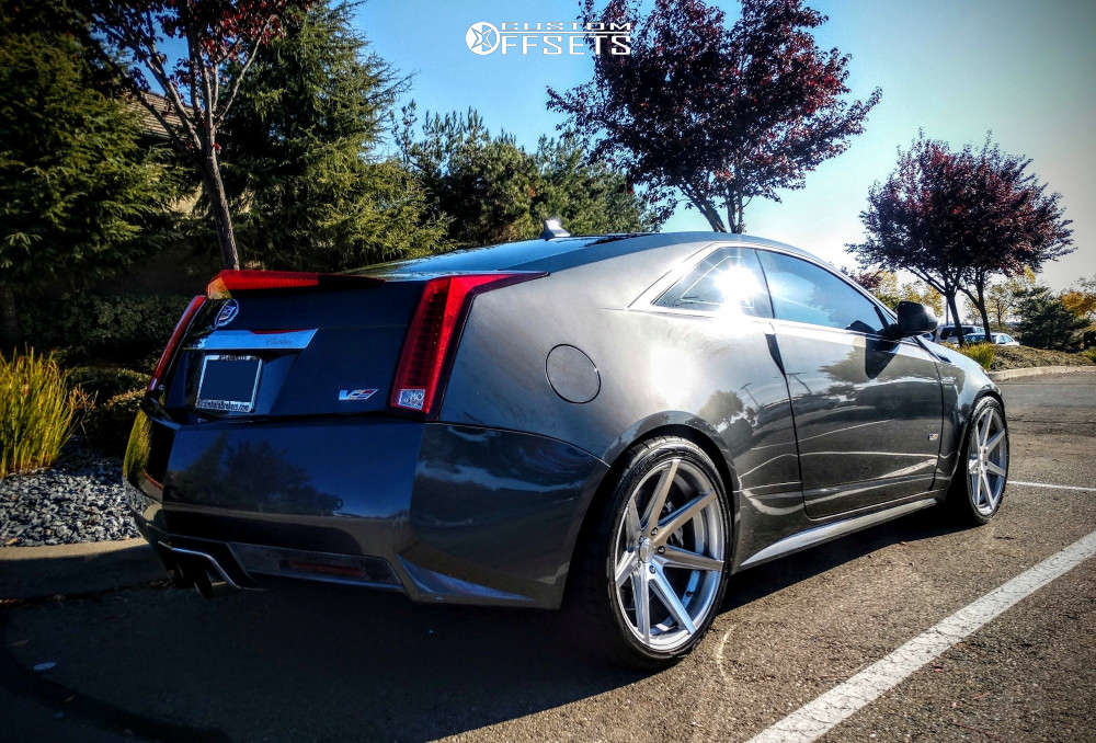 2012 Cadillac CTS-V with 20x11 32 Rohana Rc7 and 265/35R20 Nitto Nt555 ...