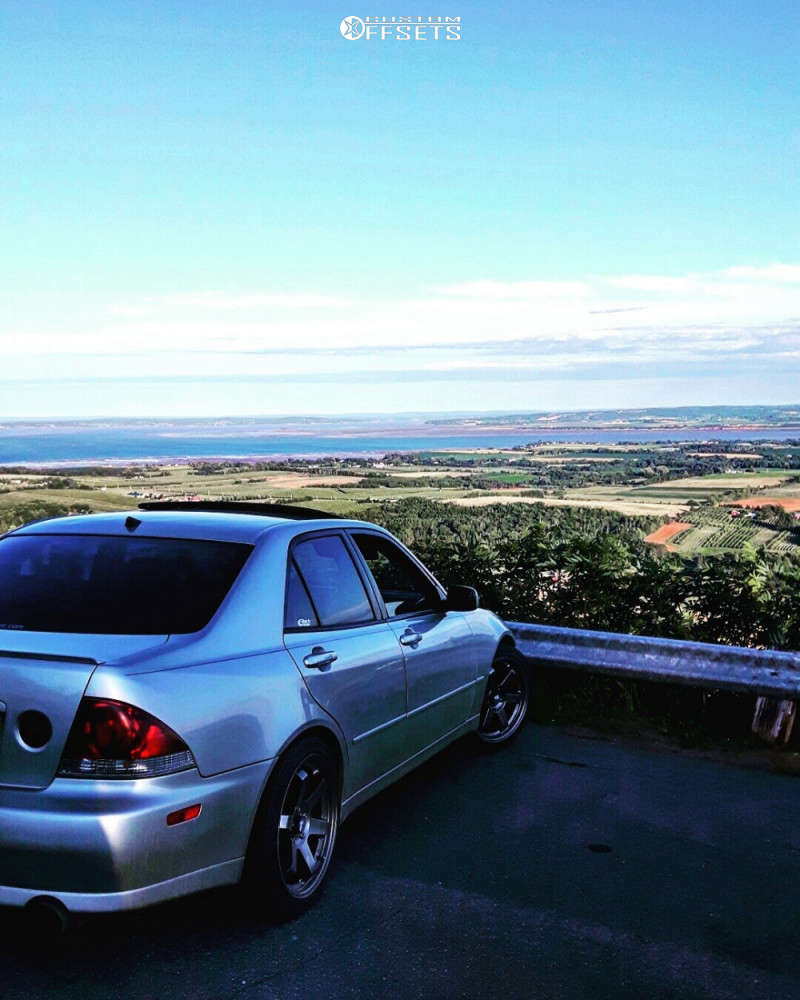 2001 Lexus IS300 with 18x8 35 AVID1 AV6 and 225/40R18 Michelin Pilot ...