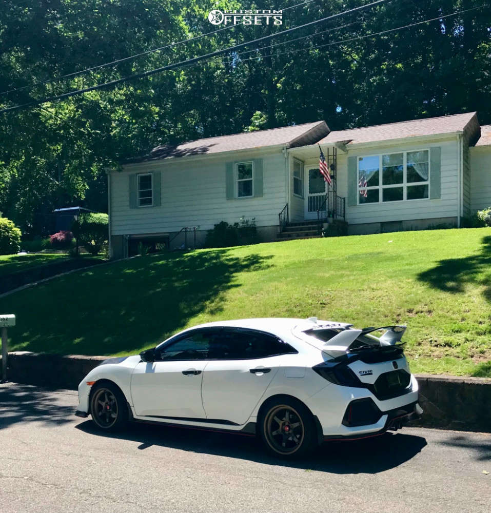2018 Honda Civic with 18x9.5 30 Aodhan Ah08 and 235/40R18 Continental ...