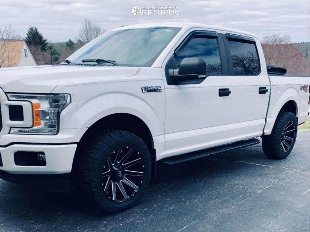 2018 Ford F-150 with 20x10 -19 Fuel Contra and 32/10.5R20 Nitto Ridge ...