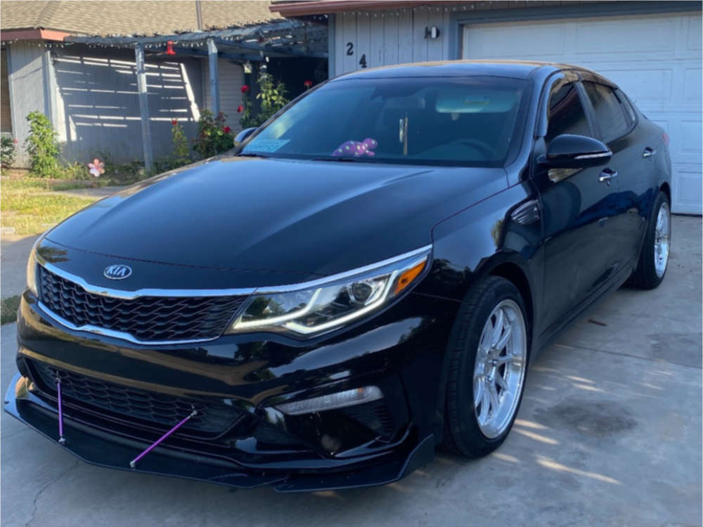 2019 Kia Optima with 18x8.5 35 Aodhan Ds07 and 225/45R18 Vercelli ...