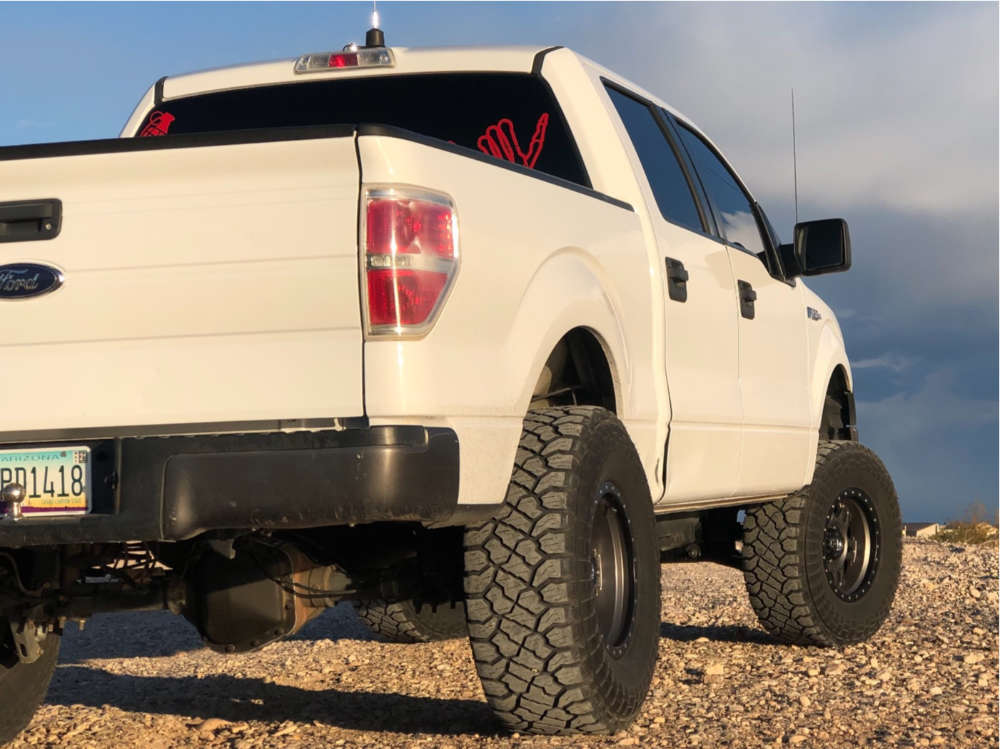 2014 Ford F-150 with 17x9 -12 KX Kx14 and 35/12.5R17 Kenda Klever R/t ...