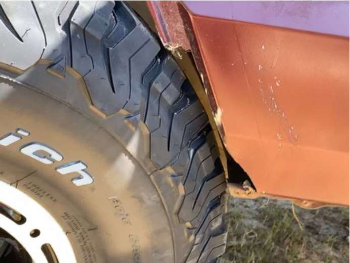 2000 Jeep Cherokee with 15x10 -44 Alloy Ion 174 and 33/12.5R15 ...