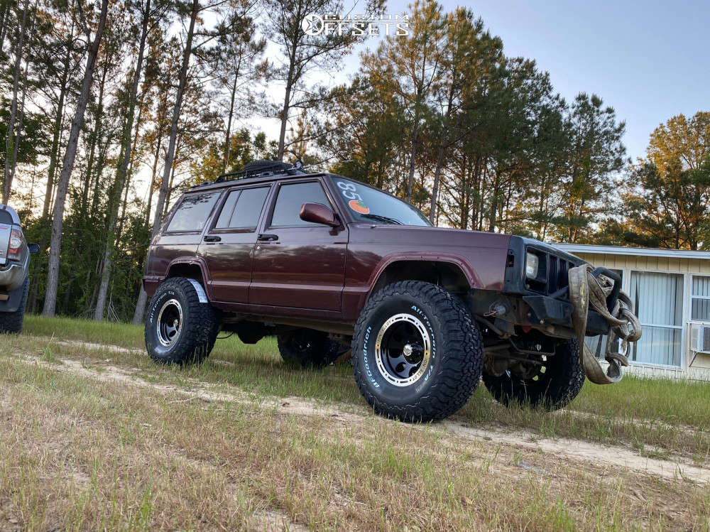2000 Jeep Cherokee with 15x10 -44 Alloy Ion 174 and 33/12.5R15 ...