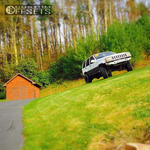 1995 Jeep Grand Cherokee with 15x8 -12 Cragar D-Window and 32/11.5R15 ...