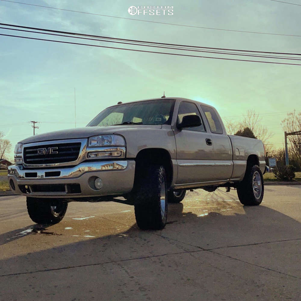 2004 GMC Sierra 1500 with 20x10 -25 Vision Bomb and 33/12.5R20 Venom ...