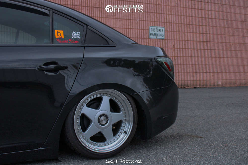 2015 Chevrolet Cruze with 18x9 38 Avant Garde M240 and 215/35R18 ...