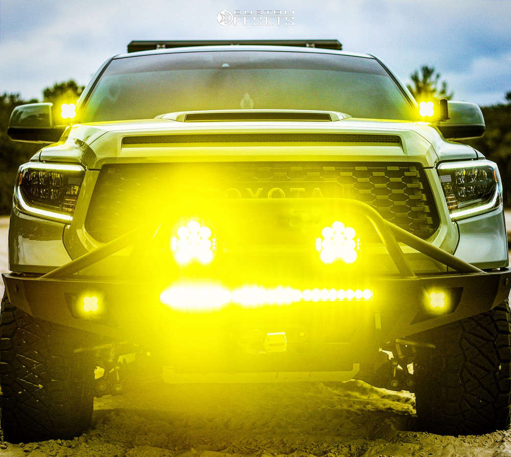 2021 Toyota Tundra with 18x9 25 Icon Alloys Compression and 35/12.5R18 ...