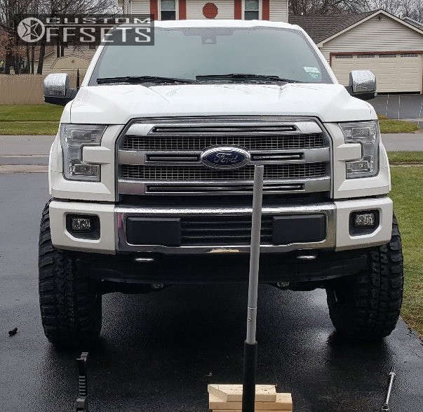 2016 Ford F-150 with 20x10 -18 Fuel Flow and 37/12.5R20 Federal ...