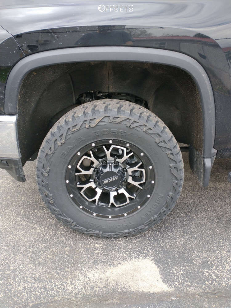 2021 Chevrolet Silverado 2500 HD with 18x9 10 MKW M95 and 275/70R18 ...