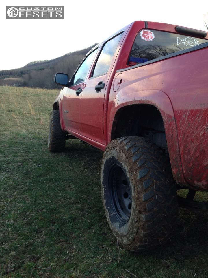 2004 GMC Canyon with 15x8 -13 Cragar Soft 8 and 32/11.5R15 Kenda Klever ...