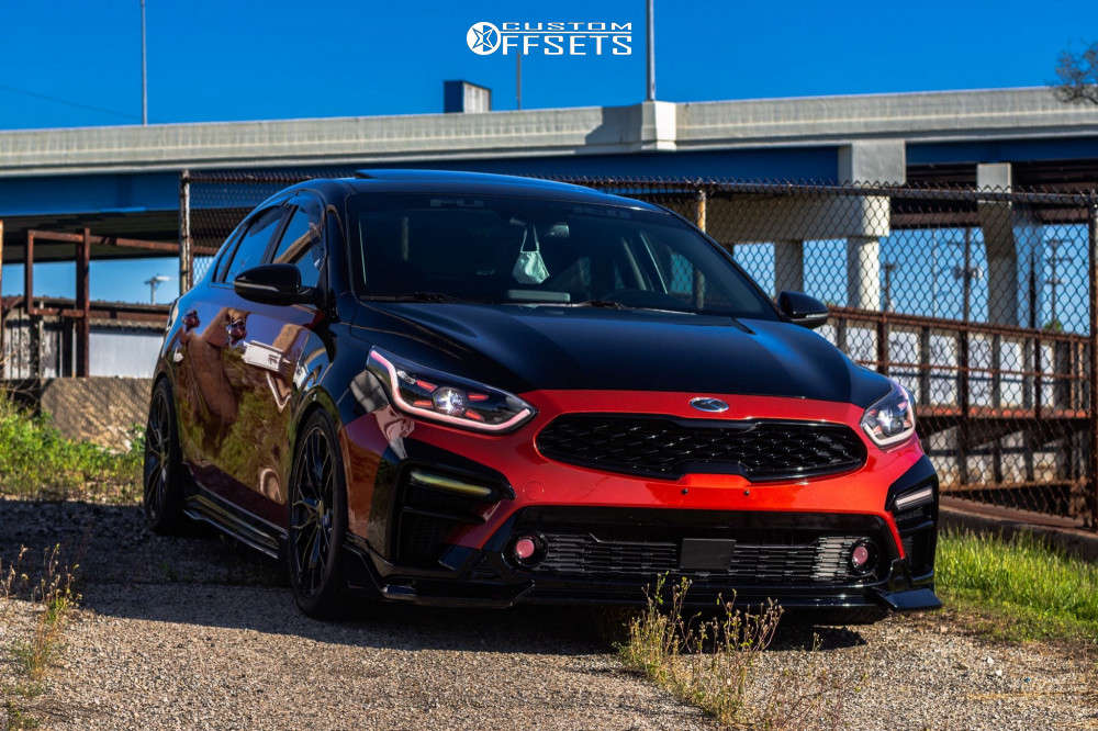 2019 Kia Forte with 18x8 40 Helo He907 and 235/40R18 Nitto Motivo and ...