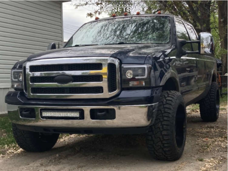 2005 Ford F-250 Super Duty with 22x12 -44 Centerline N/a and 35/12.5R22 ...