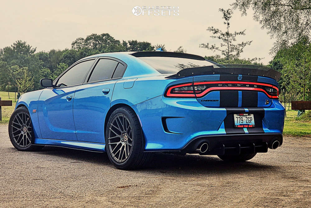 2016 Dodge Charger with 20x9.5 15 Spec-1 Spl-001 and 275/45R20 Nitto ...