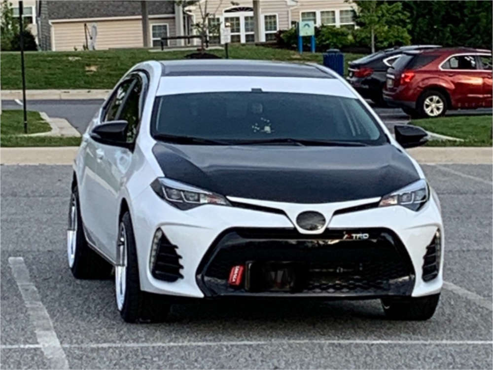 2019 Toyota Corolla with 18x9.5 35 Aodhan Ds01 and 185/35R18 Nitto Neo ...