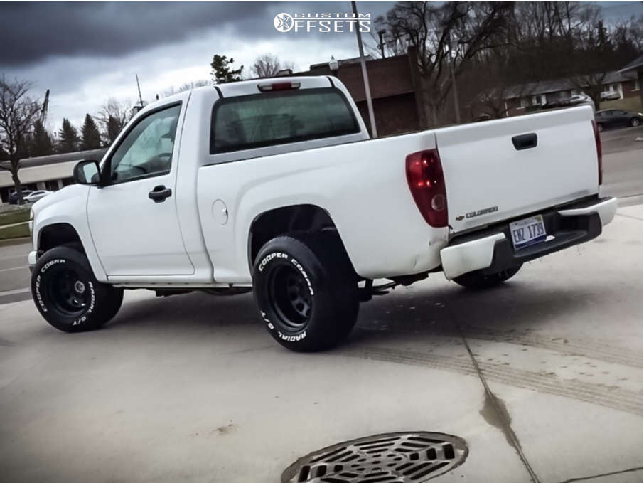 2012 Chevrolet Colorado with 15x10 -44 Pro Comp 52 and 27/10.5R15 ...