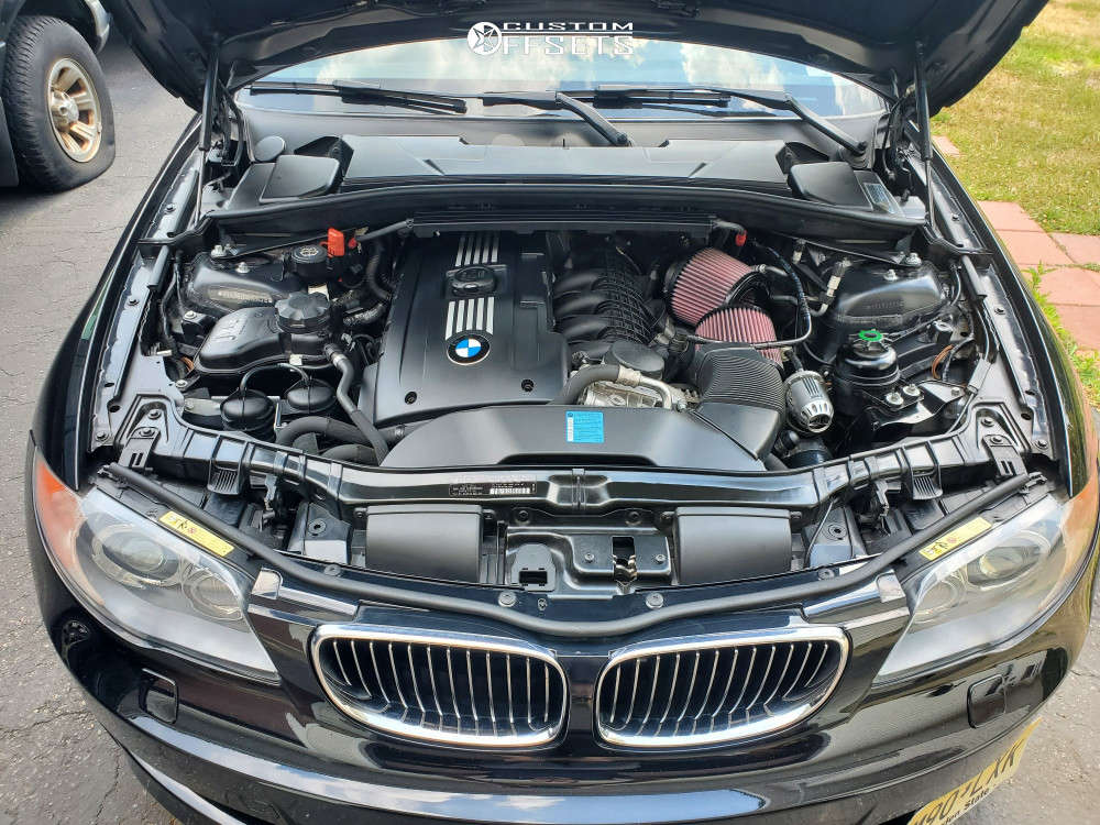 2008 BMW 135i with 18x8.5 35 ESR Cs15 and 215/35R18 Federal SS595 and ...