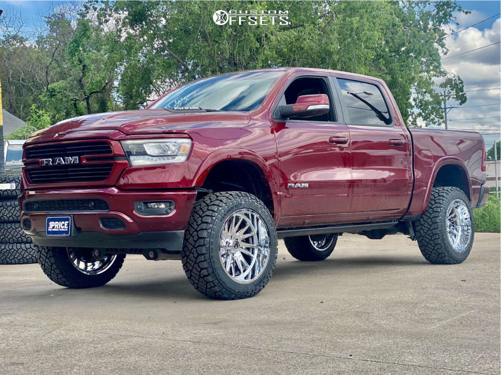 2019 Ram 1500 with 22x12 -44 TIS 547C and 35/12.5R22 Kenda Klever R/t ...