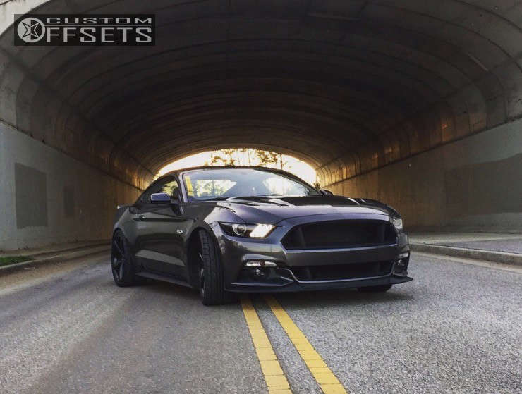 2015 Ford Mustang with 20x9.5 0 Ruff R1 and 27/10.5R20 Nitto NT555 G2 ...