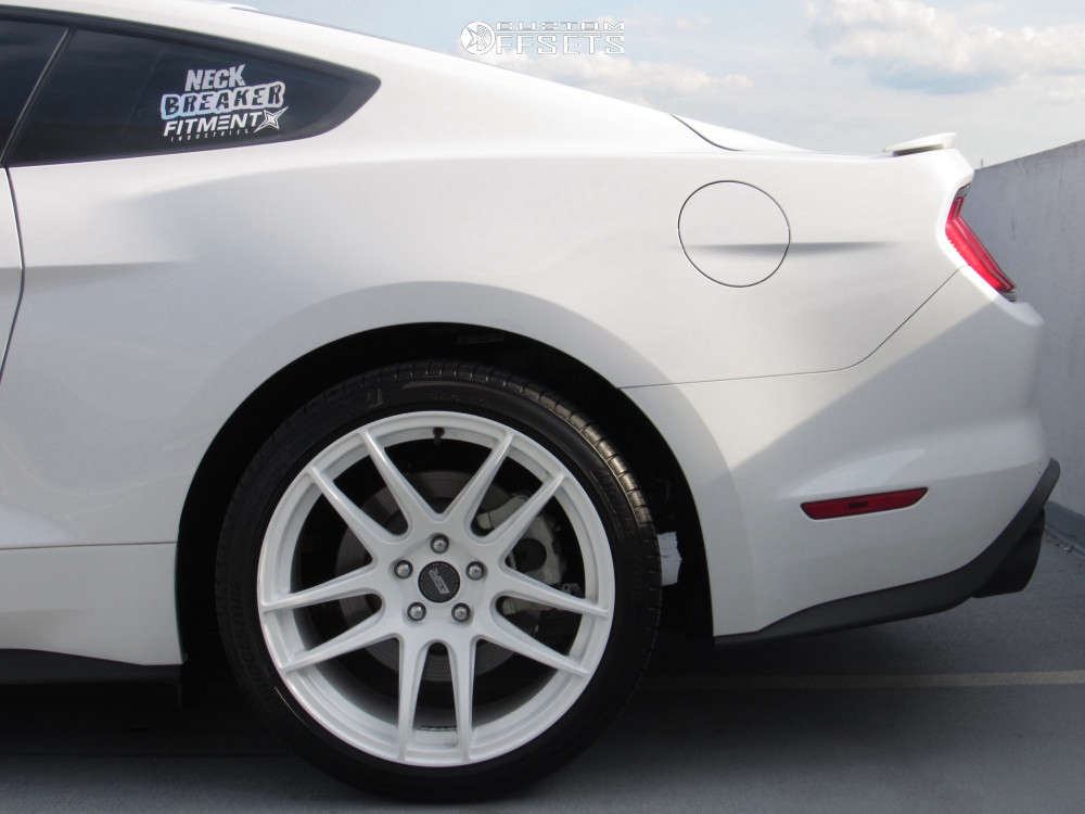 2019 Ford Mustang with 19x9.5 22 ESR Cs8 and 245/45R19 Bridgestone ...