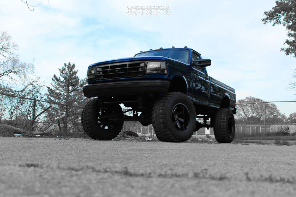 1995 Ford F-250 with 20x12 -51 ARKON OFF-ROAD Lincoln and 40/15.5R20 ...