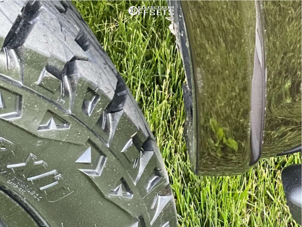 2018 Ford F-150 with 22x10 -19 Vision Razor and 35/12.5R22 Venom Power ...