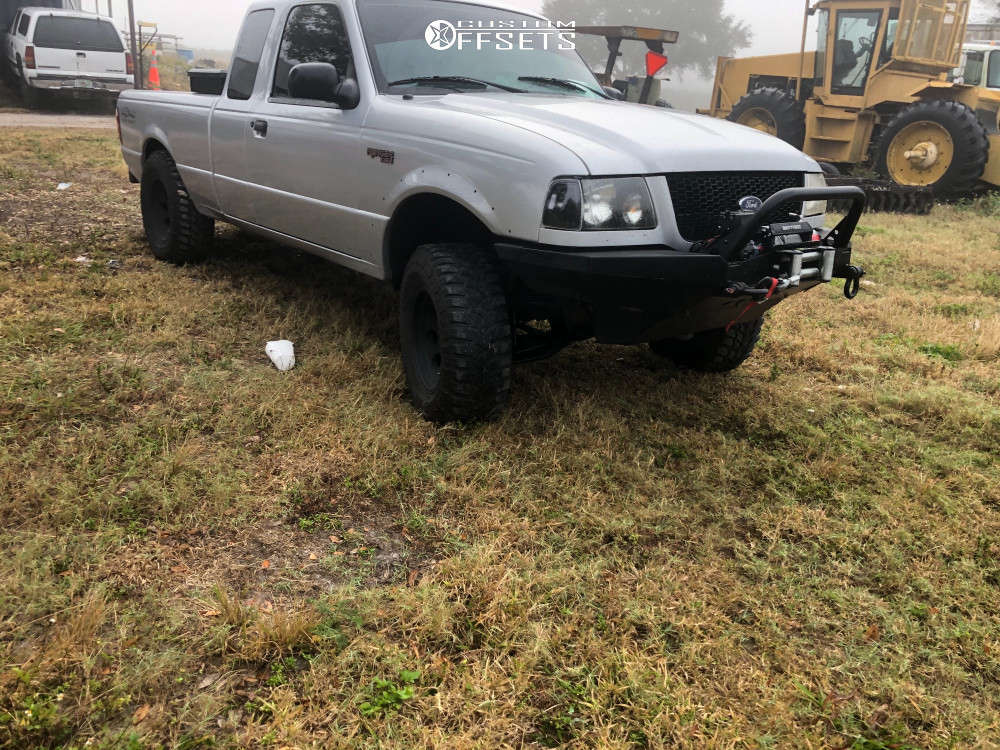 2002 Ford Ranger with 16x8 -38 Pro Comp Series 69 and 32/10.5R16 ...