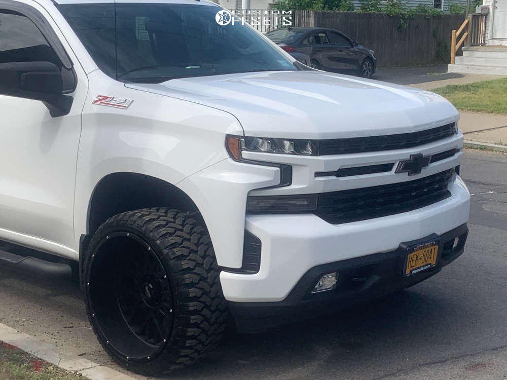 2021 Chevrolet Silverado 1500 with 24x12 -51 Vision Rocker and 33/12 ...