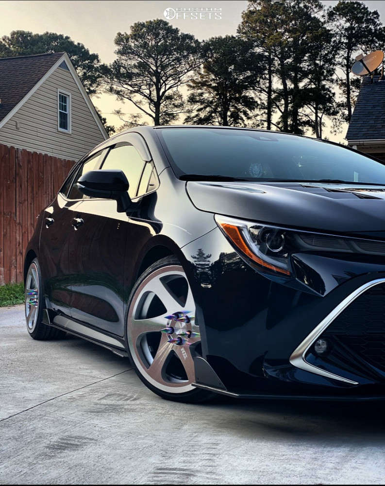 2021 Toyota Corolla with 18x9.5 35 3SDM 0.06 and 215/35R18 Atrezzo Sva1 ...