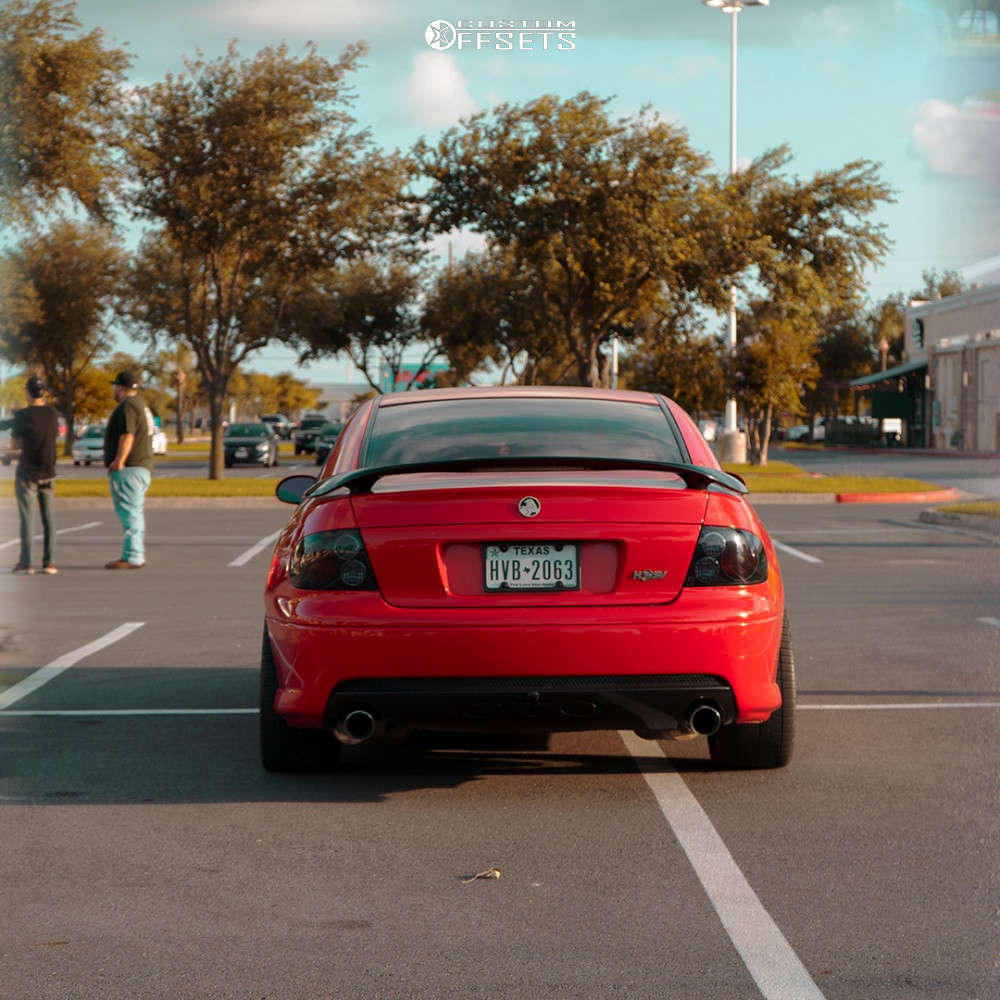 2005 Pontiac GTO with 17x8.5 35 JNC Jnc005 and 275/35R17 BFGoodrich G ...