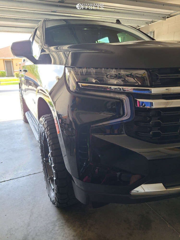 2021 Chevrolet Tahoe with 20x9 0 Fuel D575 and 32/9.5R20 Nitto Ridge ...