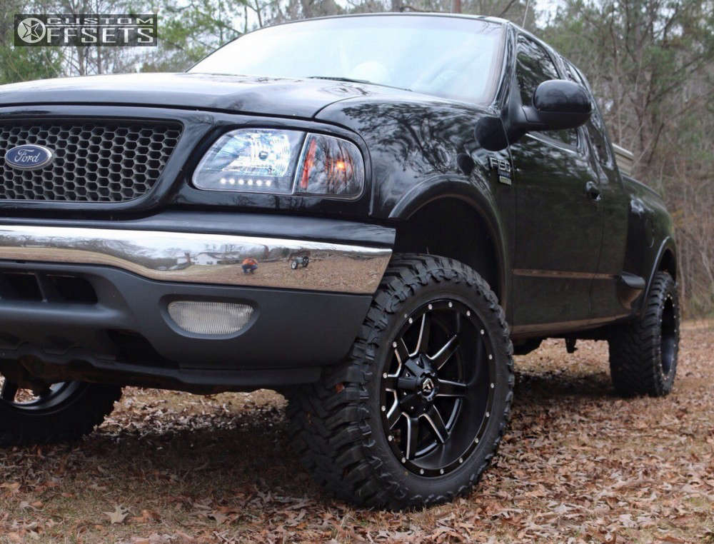 2001 Ford F-150 with 20x10 -24 Fuel Maverick and 33/12.5R20 Atturo ...
