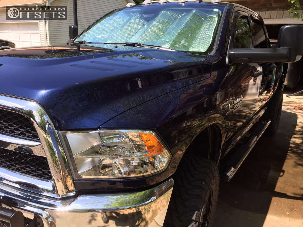 2016 Ram 2500 with 18x9 20 Fuel Vector and 35/12.5R18 Toyo Tires Open ...
