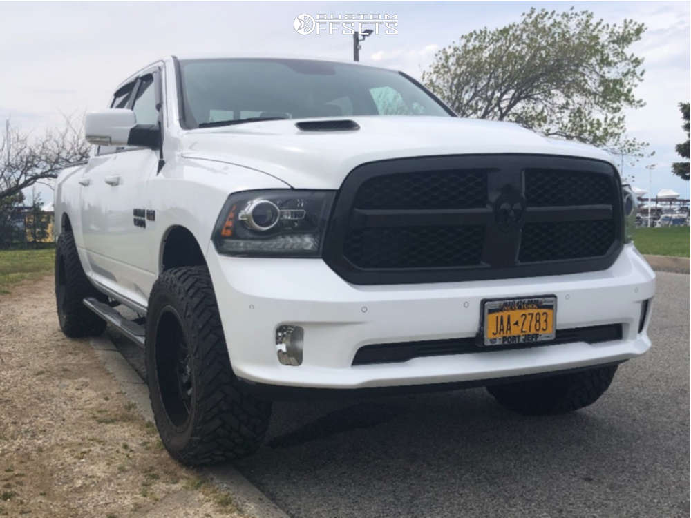 2018 Ram 1500 with 20x10 -18 Fuel Sledge and 35/12.5R20 Fuel Gripper Mt ...