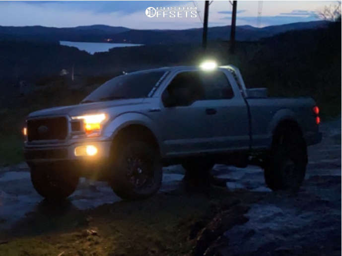 2020 Ford F-150 with 20x10 25 TIS Forged 544bm and 35/12.5R20 Mud Claw ...