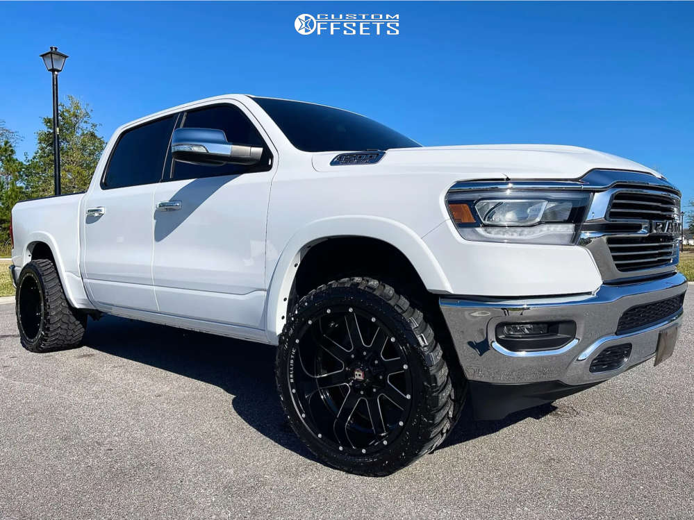 2020 Ram 1500 with 22x12 -50 Ballistic Rage and 33/12.5R22 AMP Mud ...
