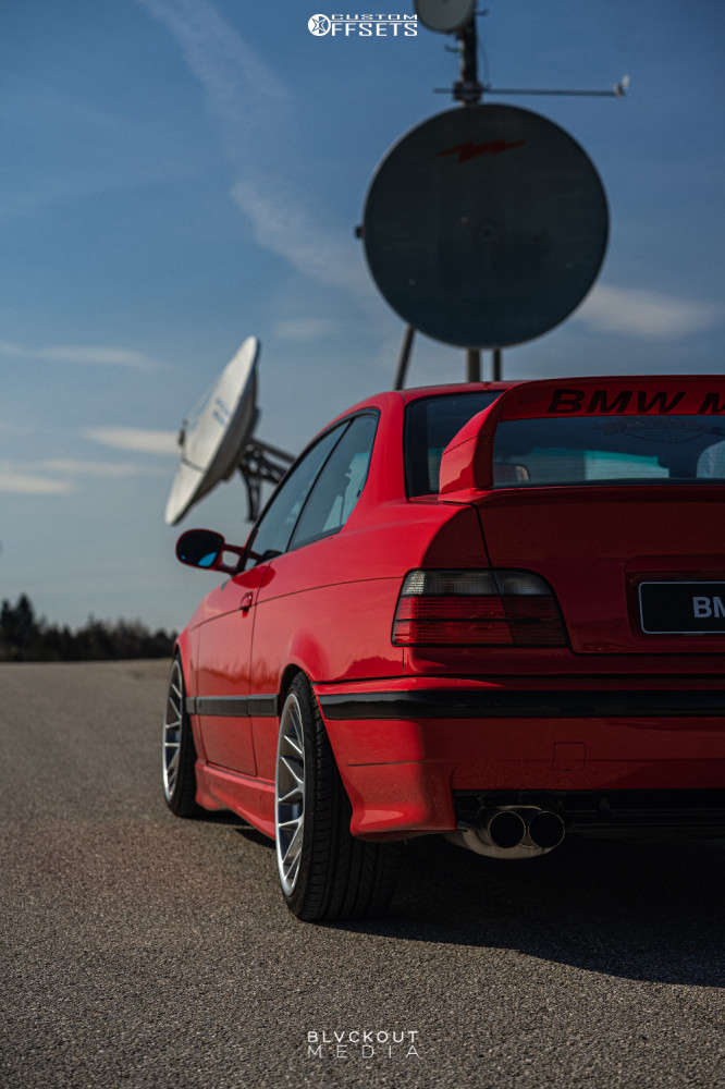 1992 BMW 325i with 17x8.5 15 BBS RC 302 and 215/40R17 Nankang Noble ...