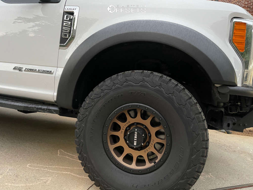 2018 Ford F-250 Super Duty with 17x8.5 0 Method Mr305 and 37/12.5R17 ...