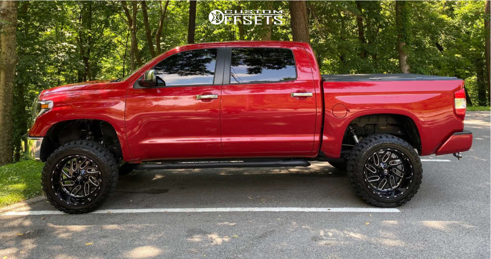 2019 Toyota Tundra with 22x12 -44 Fuel Titan and 35/12.5R22 Centennial ...