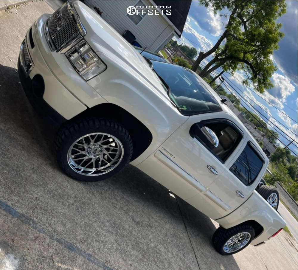 2011 GMC Sierra 1500 with 22x12 -20 Moto Metal Mo805 and 33/12.5R22 ...