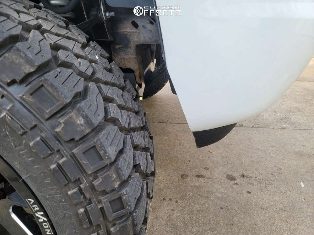 2007 GMC Yukon with 22x12 -51 ARKON OFF-ROAD Lincoln and 35/12.5R22 ...