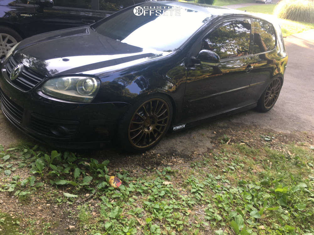 2007 Volkswagen GTI with 18x8 35 Vision Monaco and 225/40R18 Michelin ...