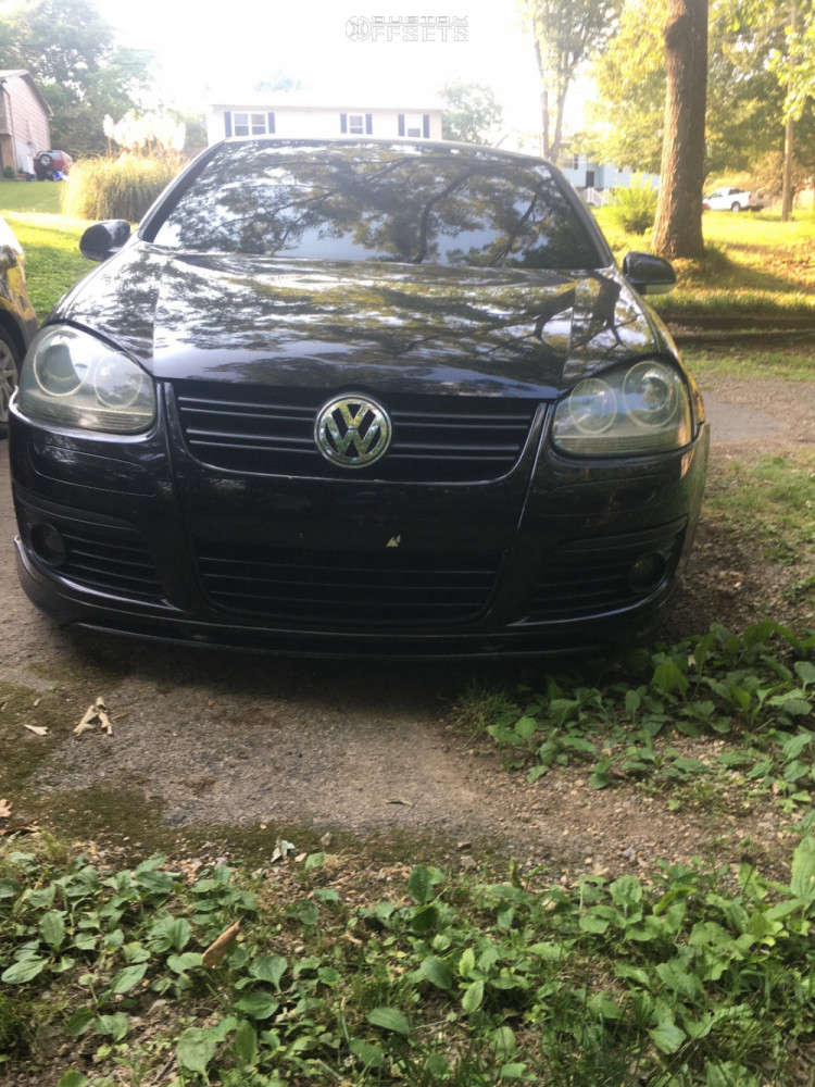 2007 Volkswagen GTI with 18x8 35 Vision Monaco and 225/40R18 Michelin ...