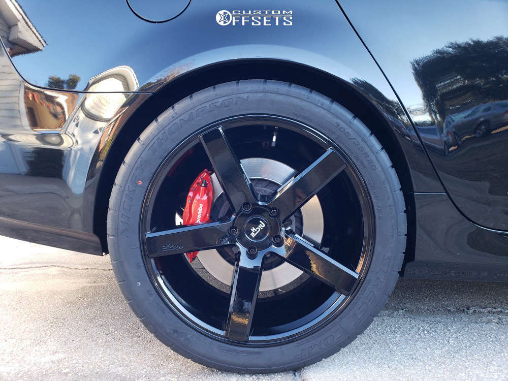 2017 Chevrolet SS with 20x8.5 35 Niche Milan and 255/35R20 Mickey ...