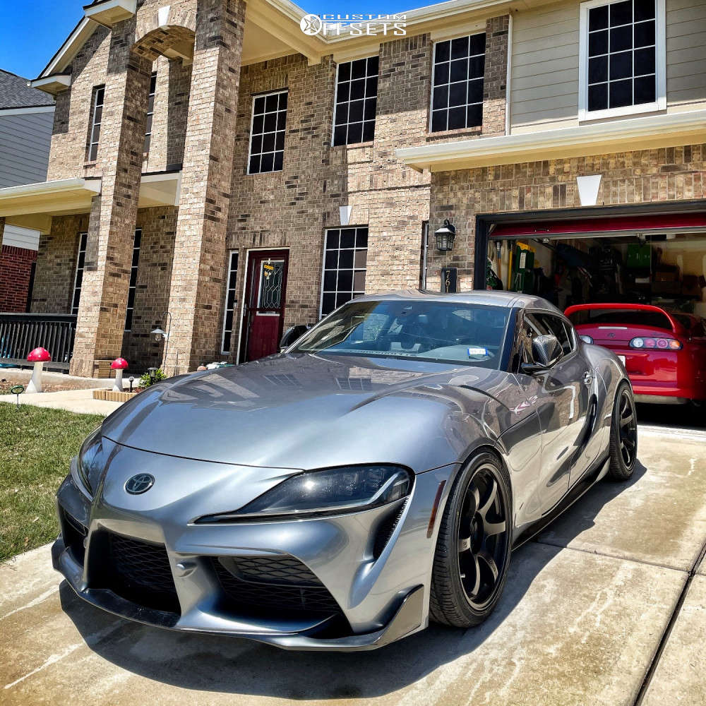 2020 Toyota GR Supra with 19x9.5 25 Gram Lights 57dr and 265/35R19 ...