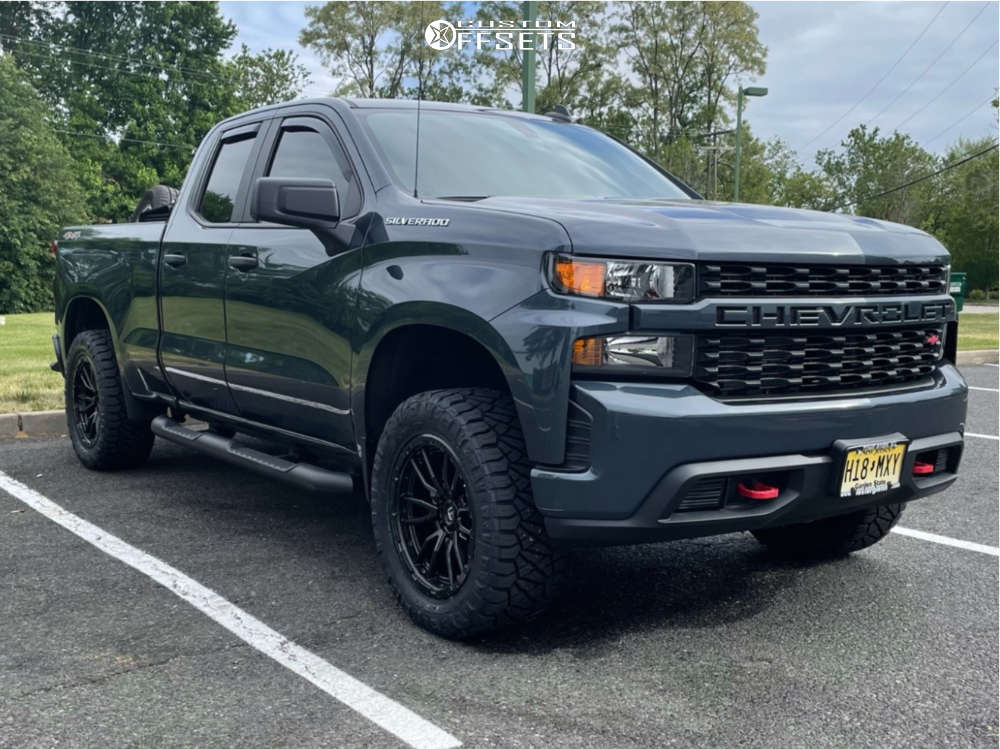 2020 Chevrolet Silverado 1500 with 20x10 -18 Fuel Rebel and 33/10.5R20 ...