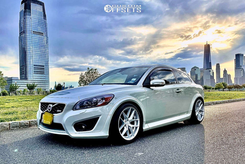 2011 Volvo C30 with 18x8.5 45 Rotiform Flg and 235/40R18 Achilles 868 ...