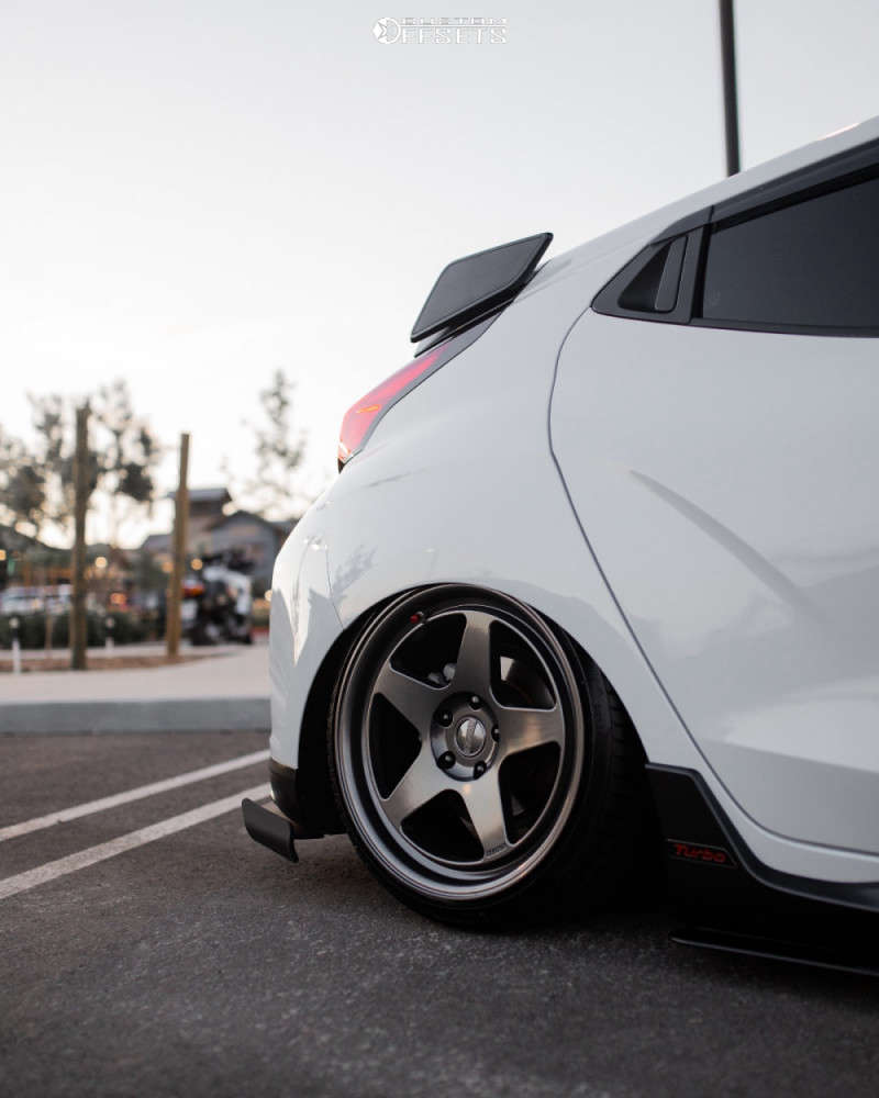 2019 Hyundai Veloster with 18x9 35 Kansei Knp and 225/35R18 Accelera ...
