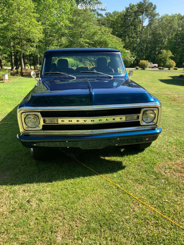 1969 Chevrolet C10 Pickup with 20x9 -0 US Mags Bandit and 27/9.5R20 ...
